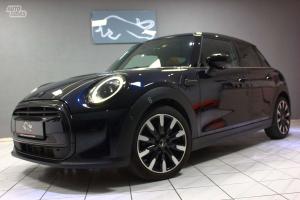 Black MINI Cooper 2022 in Kaunas, with an engine capacity of 1.50 L and mileage of 52 thousand km for 26830 €, photo  on AUTOMOTO.COM.LV