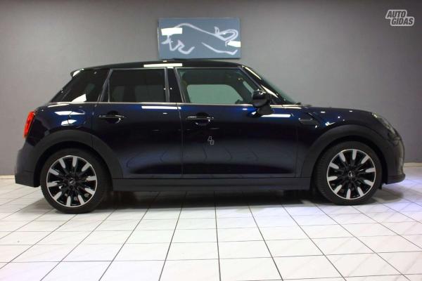 Melns MINI Cooper 2022 Kauņa, ar dzinēja tilpumu 1.50 L un nobraukumu 52 tūkst. km par 26830 €, foto 5 vietnē AUTOMOTO.COM.LV