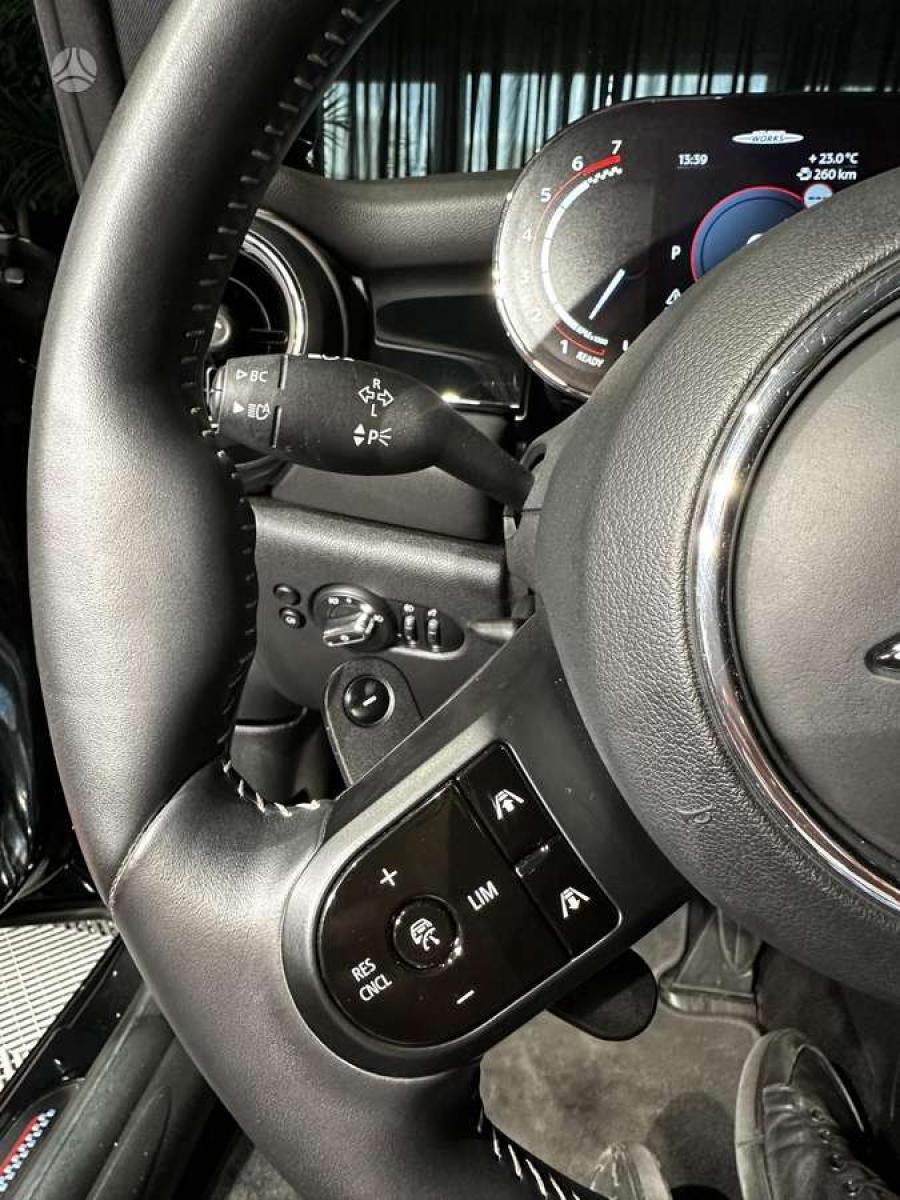 Black MINI Cooper 2023 in Vilnius, with an engine capacity of 2.00 L and mileage of 36 thousand km for 39500 €, photo 50 on AUTOMOTO.COM.LV