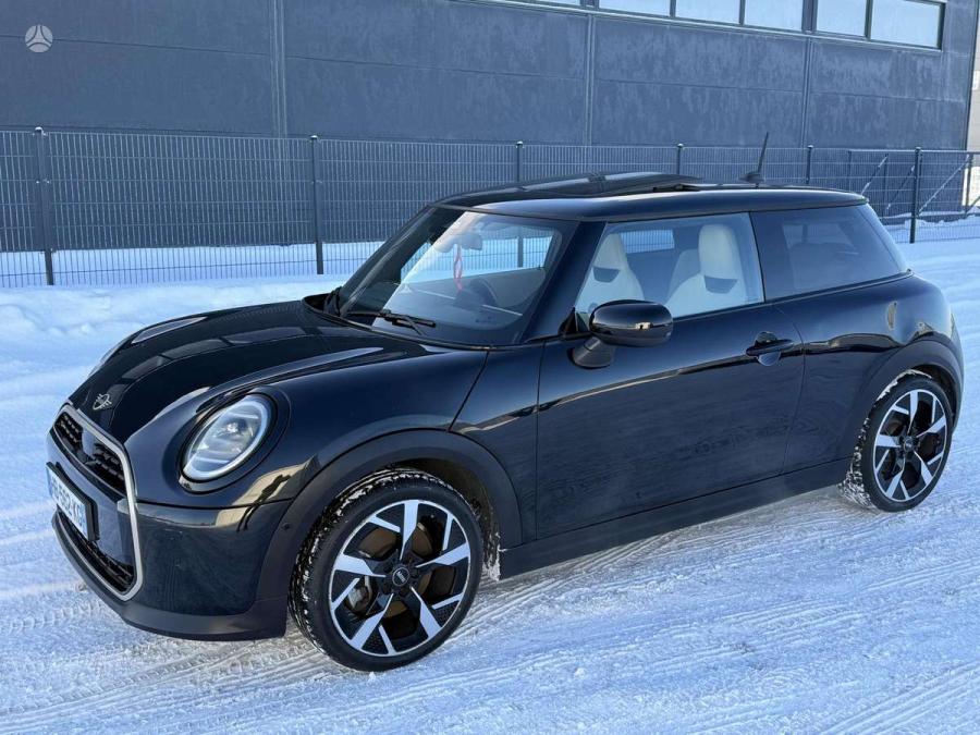 Melns MINI Cooper 2025 Kauņa, ar dzinēja tilpumu 1.50 L un nobraukumu 10 tūkst. km par 16700 €, foto 5 vietnē AUTOMOTO.COM.LV