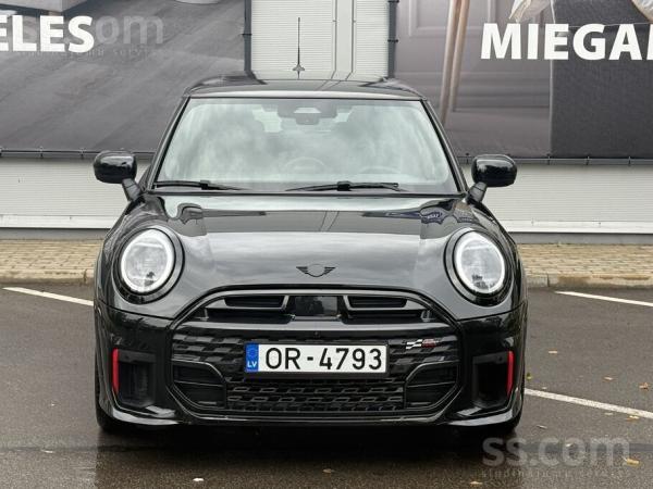 Black MINI Cooper 2025 in Riga, with an engine capacity of 2.00 L and mileage of 11 thousand km for 32900 €, photo 3 on AUTOMOTO.COM.LV
