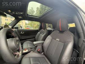Melns MINI Cooper 2025 Rīga, ar dzinēja tilpumu 2.00 L un nobraukumu 11 tūkst. km par 31900 €, foto 13 vietnē AUTOMOTO.COM.LV