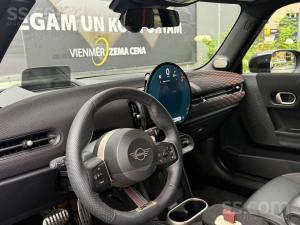 Melns MINI Cooper 2025 Rīga, ar dzinēja tilpumu 2.00 L un nobraukumu 11 tūkst. km par 31900 €, foto 15 vietnē AUTOMOTO.COM.LV