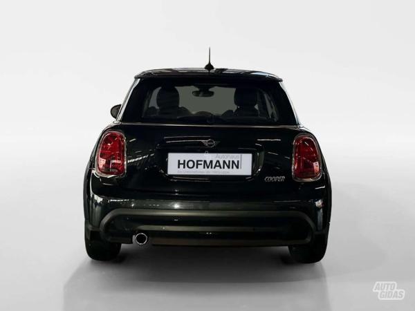Black MINI Cooper 2022 in Kaunas, with an engine capacity of 1.50 L and mileage of 22 thousand km for 26160 €, photo 6 on AUTOMOTO.COM.LV
