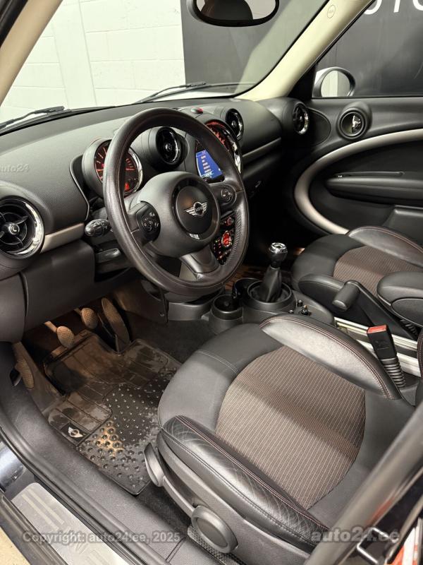 Melns MINI Cooper 2014 Tallina, ar dzinēja tilpumu 1.60 L un nobraukumu 142 tūkst. km par 7195 €, foto 11 vietnē AUTOMOTO.COM.LV