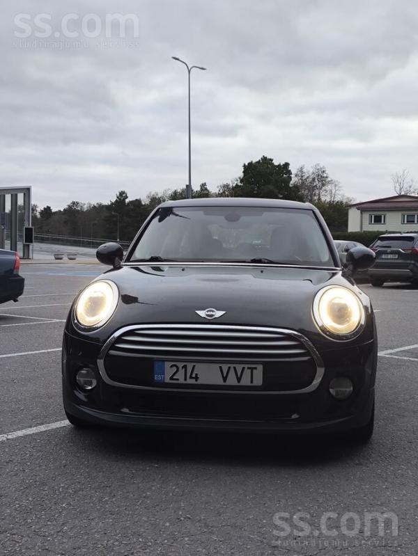 Melns MINI Cooper 2014 Tallina, ar dzinēja tilpumu 1.50 L un nobraukumu 146 tūkst. km par 8000 €, foto 1 vietnē AUTOMOTO.COM.LV