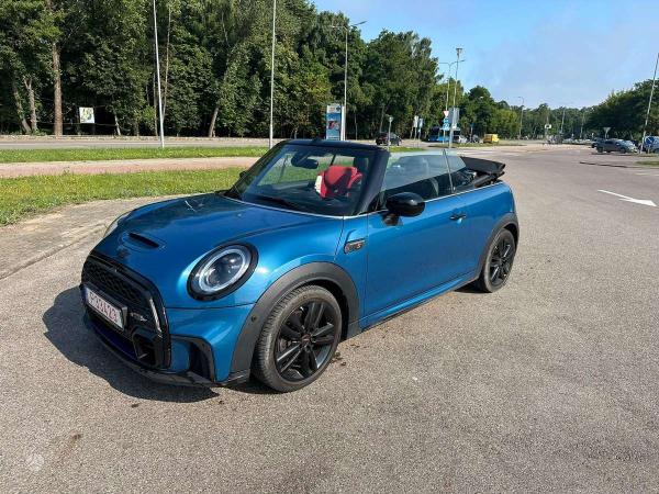 Blue MINI Cooper 2021 in Klaipeda, with an engine capacity of 2.00 L and mileage of 48 thousand km for 21900 €, photo 1 on AUTOMOTO.COM.LV