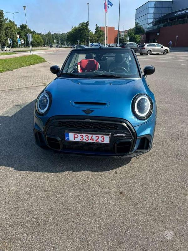 Blue MINI Cooper 2021 in Klaipeda, with an engine capacity of 2.00 L and mileage of 48 thousand km for 21900 €, photo 3 on AUTOMOTO.COM.LV