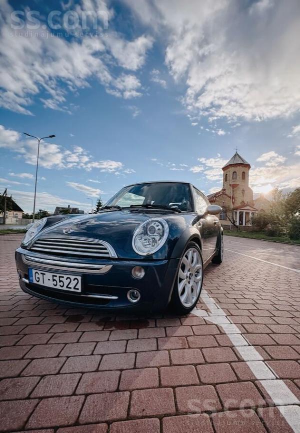 Blue MINI Cooper 2006 in Preili, with an engine capacity of 1.60 L and mileage of 160 thousand km for 3000 €, photo 2 on AUTOMOTO.COM.LV