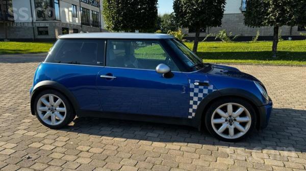 Zils MINI Cooper 2007 Rīga, ar dzinēja tilpumu 1.60 L un nobraukumu 200 tūkst. km par 2350 €, foto 5 vietnē AUTOMOTO.COM.LV