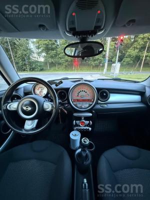Blue MINI Cooper 2009 in Riga, with an engine capacity of 1.60 L and mileage of 172 thousand km for 3100 €, photo 7 on AUTOMOTO.COM.LV