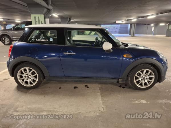 Blue MINI Cooper 2017 in Riga, with an engine capacity of 1.50 L and mileage of 118 thousand km for 8500 €, photo 9 on AUTOMOTO.COM.LV