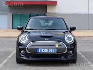Blue MINI Cooper 2019 in Riga, with an engine capacity of 1.50 L and mileage of 54 thousand km for 14900 €, photo  on AUTOMOTO.COM.LV