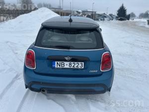 Blue MINI Cooper 2022 in Riga, with an engine capacity of 1.50 L and mileage of 88 thousand km for 16500 €, photo 4 on AUTOMOTO.COM.LV