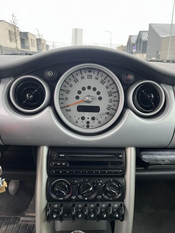 Zils MINI Cooper 2002 Viļņa, ar dzinēja tilpumu 1.60 L un nobraukumu 137 tūkst. km par 1150 €, foto 7 vietnē AUTOMOTO.COM.LV