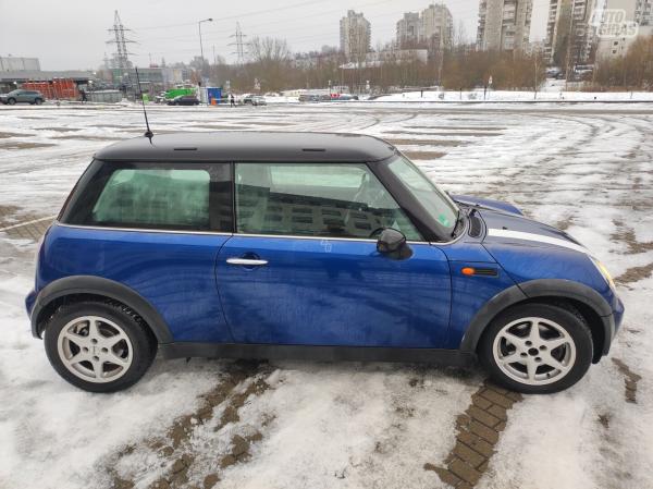 Blue MINI Cooper 2003 in Vilnius, with an engine capacity of 1.60 L and mileage of 209 thousand km for 1450 €, photo 8 on AUTOMOTO.COM.LV