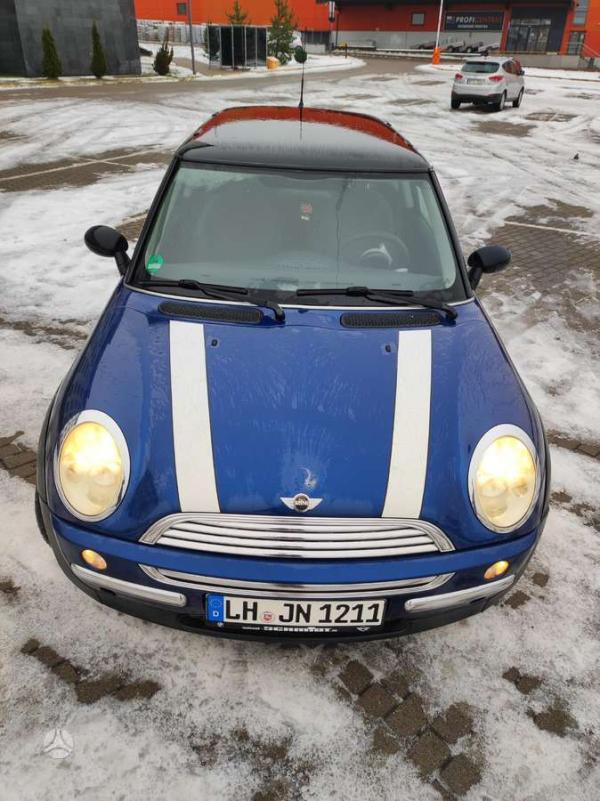 Blue MINI Cooper 2003 in Vilnius, with an engine capacity of 1.60 L and mileage of 209 thousand km for 1450 €, photo 2 on AUTOMOTO.COM.LV