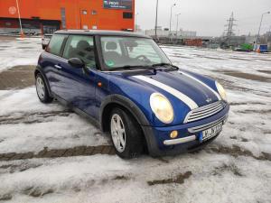 Blue MINI Cooper 2003 in Vilnius, with an engine capacity of 1.60 L and mileage of 209 thousand km for 1450 €, photo 3 on AUTOMOTO.COM.LV