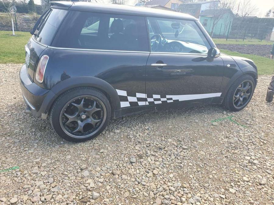 Zils MINI Cooper 2005 Šakiai, ar dzinēja tilpumu 1.60 L un nobraukumu 270 tūkst. km par 2500 €, foto 11 vietnē AUTOMOTO.COM.LV