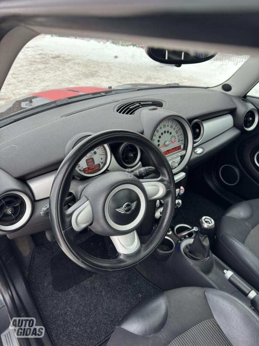 Zils MINI Cooper 2007 Kauņa, ar dzinēja tilpumu 1.60 L un nobraukumu 162 tūkst. km par 3250 €, foto 9 vietnē AUTOMOTO.COM.LV