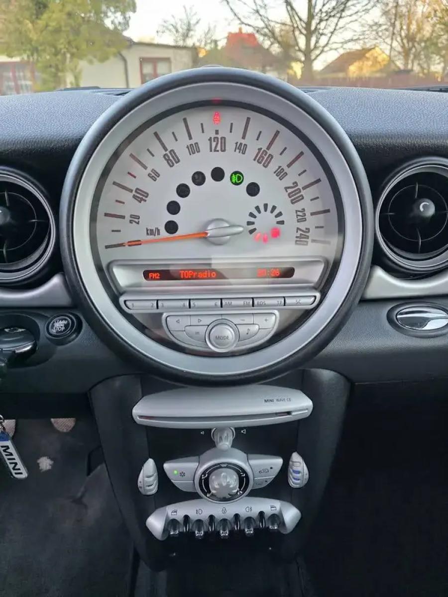 Blue MINI Cooper 2007 in Ventspils, with an engine capacity of 1.60 L and mileage of 137 thousand km for 3100 €, photo 16 on AUTOMOTO.COM.LV