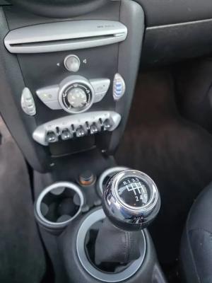 Blue MINI Cooper 2007 in Ventspils, with an engine capacity of 1.60 L and mileage of 137 thousand km for 3100 €, photo 17 on AUTOMOTO.COM.LV