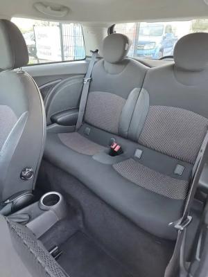 Blue MINI Cooper 2007 in Ventspils, with an engine capacity of 1.60 L and mileage of 137 thousand km for 3100 €, photo 22 on AUTOMOTO.COM.LV