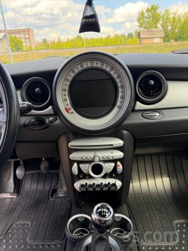 Zils MINI Cooper 2007 Daugavpils, ar dzinēja tilpumu 1.60 L un nobraukumu 220 tūkst. km par 3350 €, foto 3 vietnē AUTOMOTO.COM.LV
