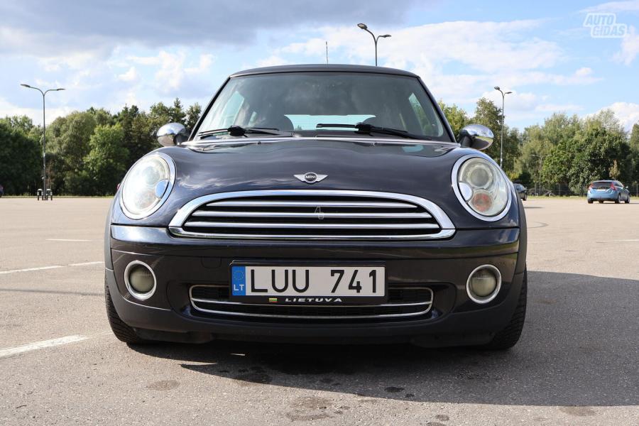 Blue MINI Cooper 2007 in Panevezys, with an engine capacity of 1.60 L and mileage of 184 thousand km for 2450 €, photo 6 on AUTOMOTO.COM.LV