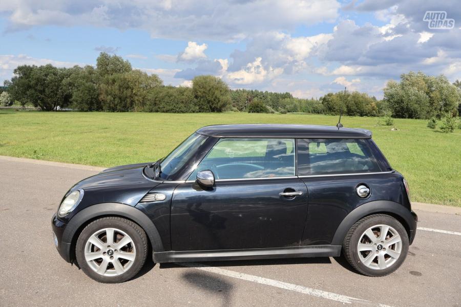 Blue MINI Cooper 2007 in Panevezys, with an engine capacity of 1.60 L and mileage of 184 thousand km for 2450 €, photo 9 on AUTOMOTO.COM.LV