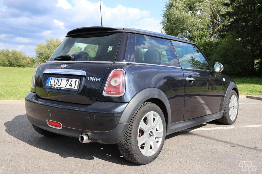 Blue MINI Cooper 2007 in Panevezys, with an engine capacity of 1.60 L and mileage of 184 thousand km for 2450 €, photo 10 on AUTOMOTO.COM.LV