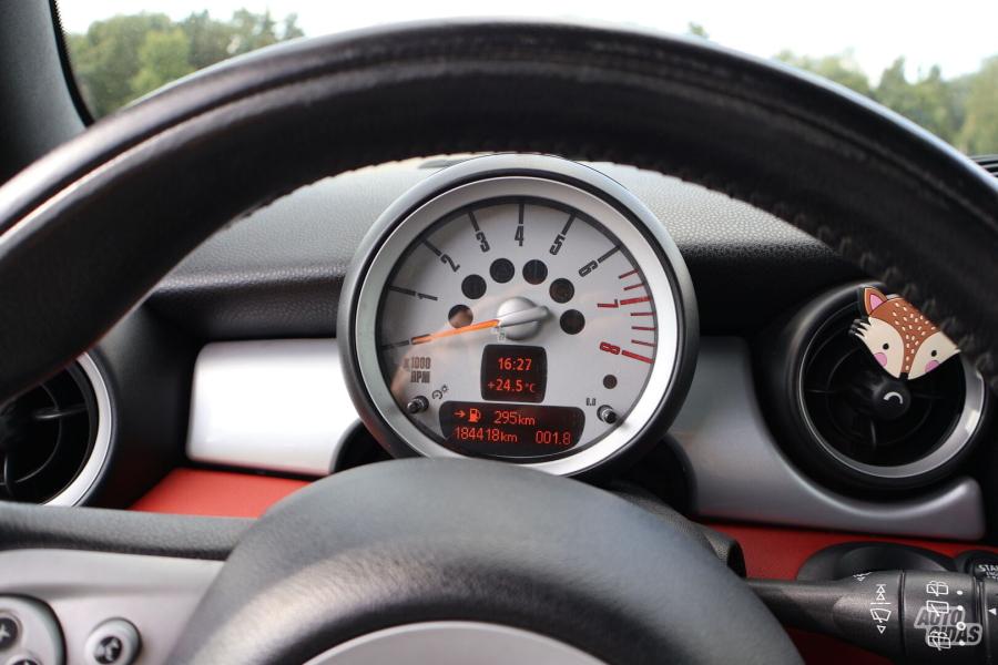 Blue MINI Cooper 2007 in Panevezys, with an engine capacity of 1.60 L and mileage of 184 thousand km for 2450 €, photo 20 on AUTOMOTO.COM.LV