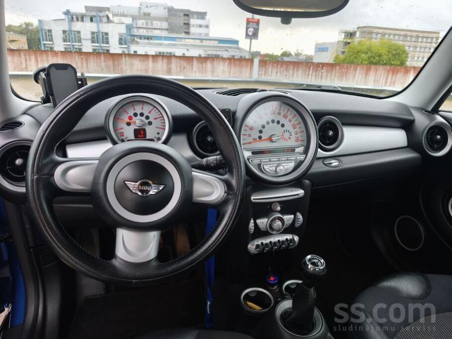 Zils MINI Cooper 2007 Rīga, ar dzinēja tilpumu 1.60 L un nobraukumu 284 tūkst. km par 3000 €, foto 6 vietnē AUTOMOTO.COM.LV