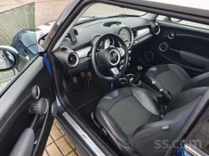Zils MINI Cooper 2007 Rīga, ar dzinēja tilpumu 1.60 L un nobraukumu 284 tūkst. km par 3000 €, foto 7 vietnē AUTOMOTO.COM.LV