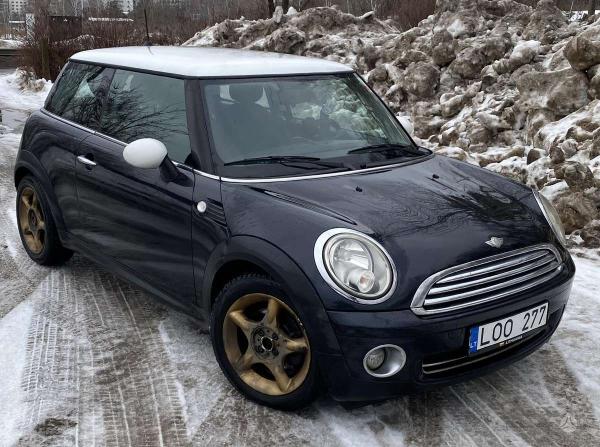 Blue MINI Cooper 2008 in Vilnius, with an engine capacity of 1.60 L and mileage of 216 thousand km for 1399 €, photo 1 on AUTOMOTO.COM.LV