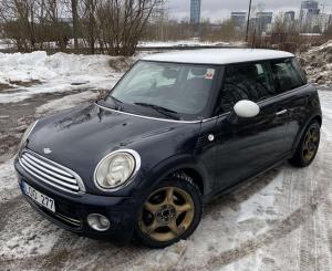 Blue MINI Cooper 2008 in Vilnius, with an engine capacity of 1.60 L and mileage of 216 thousand km for 1399 €, photo 5 on AUTOMOTO.COM.LV