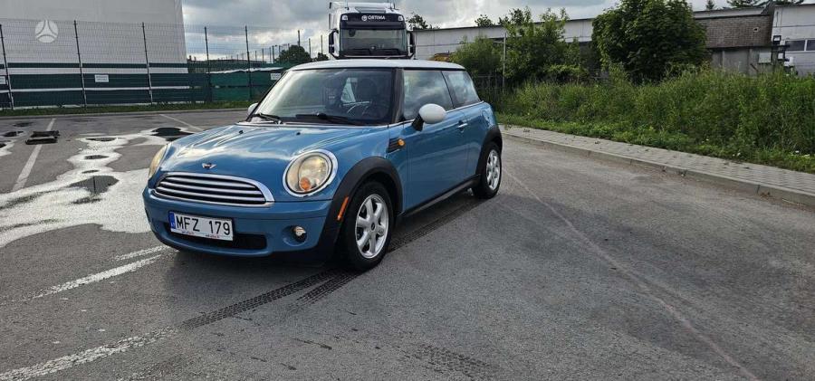 Zils MINI Cooper 2008 Klaipėda, ar dzinēja tilpumu 1.60 L un nobraukumu 121 tūkst. km par 3500 €, foto 3 vietnē AUTOMOTO.COM.LV