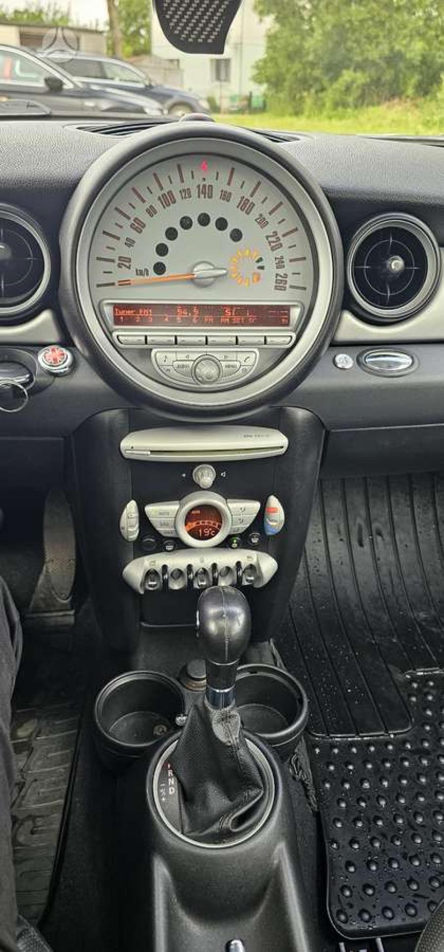 Zils MINI Cooper 2008 Klaipėda, ar dzinēja tilpumu 1.60 L un nobraukumu 121 tūkst. km par 3500 €, foto 13 vietnē AUTOMOTO.COM.LV