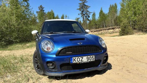 Blue MINI Cooper 2008 in Klaipeda, with an engine capacity of 1.60 L and mileage of 174 thousand km for 4300 €, photo 4 on AUTOMOTO.COM.LV