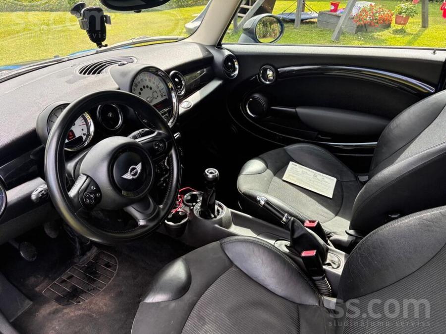 Zils MINI Cooper 2011 Rīga, ar dzinēja tilpumu 1.60 L un nobraukumu 217 tūkst. km par 4250 €, foto 15 vietnē AUTOMOTO.COM.LV