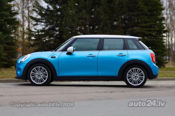 Zils MINI Cooper 2017 Tallina, ar dzinēja tilpumu 1.50 L un nobraukumu 58 tūkst. km par 14999 €, foto 6 vietnē AUTOMOTO.COM.LV