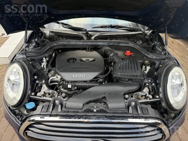 Blue MINI Cooper 2017 in Ogre, with an engine capacity of 1.50 L and mileage of 267 thousand km for 8490 €, photo 4 on AUTOMOTO.COM.LV