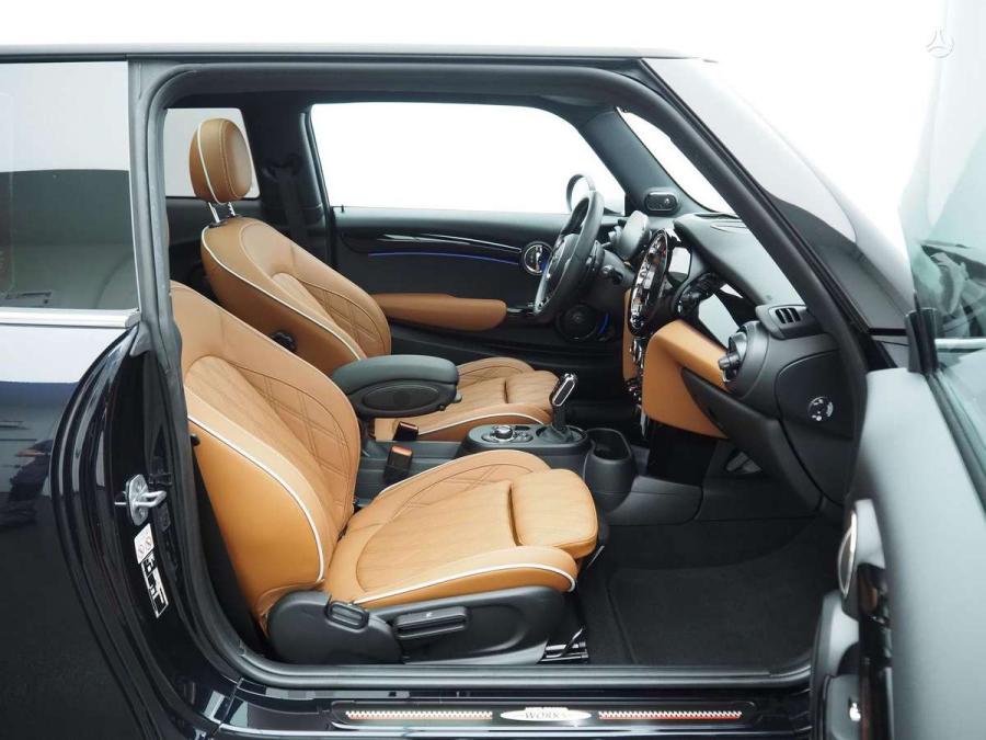 Blue MINI Cooper 2023 in Vilnius, with an engine capacity of 2.00 L and mileage of 11 thousand km for 34900 €, photo 13 on AUTOMOTO.COM.LV