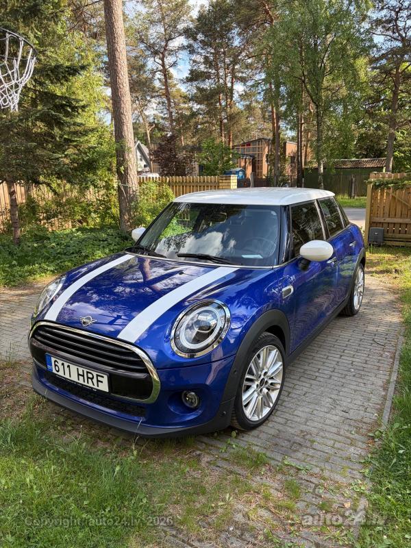 Blue MINI Cooper 2021 in Tallinn, with an engine capacity of 1.50 L and mileage of 57 thousand km for 21900 €, photo 1 on AUTOMOTO.COM.LV
