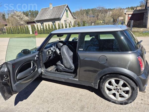Brūns MINI Cooper 2005 Rīga, ar dzinēja tilpumu 1.60 L un nobraukumu 224 tūkst. km par 2150 €, foto 9 vietnē AUTOMOTO.COM.LV