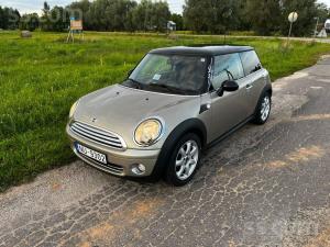 Brown MINI Cooper 2008 in Riga, with an engine capacity of 1.60 L and mileage of 193 thousand km for 2500 €, photo  on AUTOMOTO.COM.LV