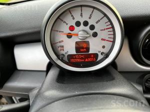 Brown MINI Cooper 2008 in Riga, with an engine capacity of 1.60 L and mileage of 193 thousand km for 2500 €, photo 10 on AUTOMOTO.COM.LV