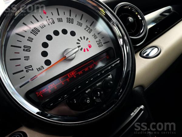 Brūns MINI Cooper 2011 Jelgava, ar dzinēja tilpumu 1.60 L un nobraukumu 152 tūkst. km par 4996 €, foto 8 vietnē AUTOMOTO.COM.LV