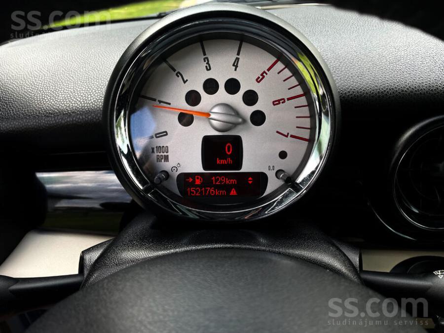 Brūns MINI Cooper 2011 Jelgava, ar dzinēja tilpumu 1.60 L un nobraukumu 152 tūkst. km par 4996 €, foto 18 vietnē AUTOMOTO.COM.LV