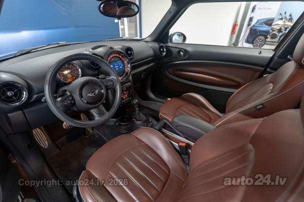 Brūns MINI Cooper 2015 Tallina, ar dzinēja tilpumu 2.00 L un nobraukumu 44 tūkst. km par 12900 €, foto 5 vietnē AUTOMOTO.COM.LV